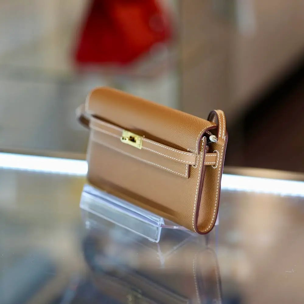 Kelly Longue Wallet Golden Brown – HabebeCouture